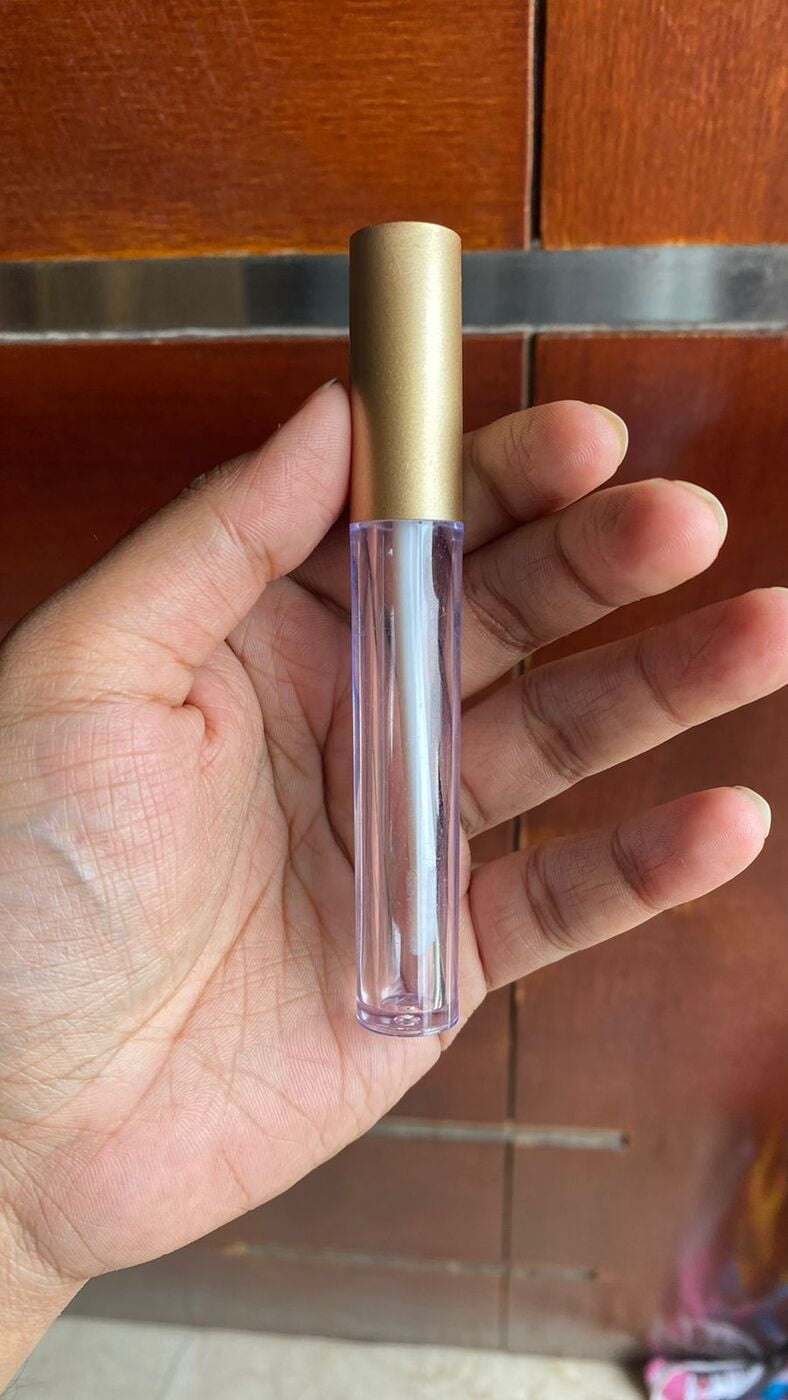 Round Acrylic Lipgloss Tube 5ml | Gold Cap | artikamart.com